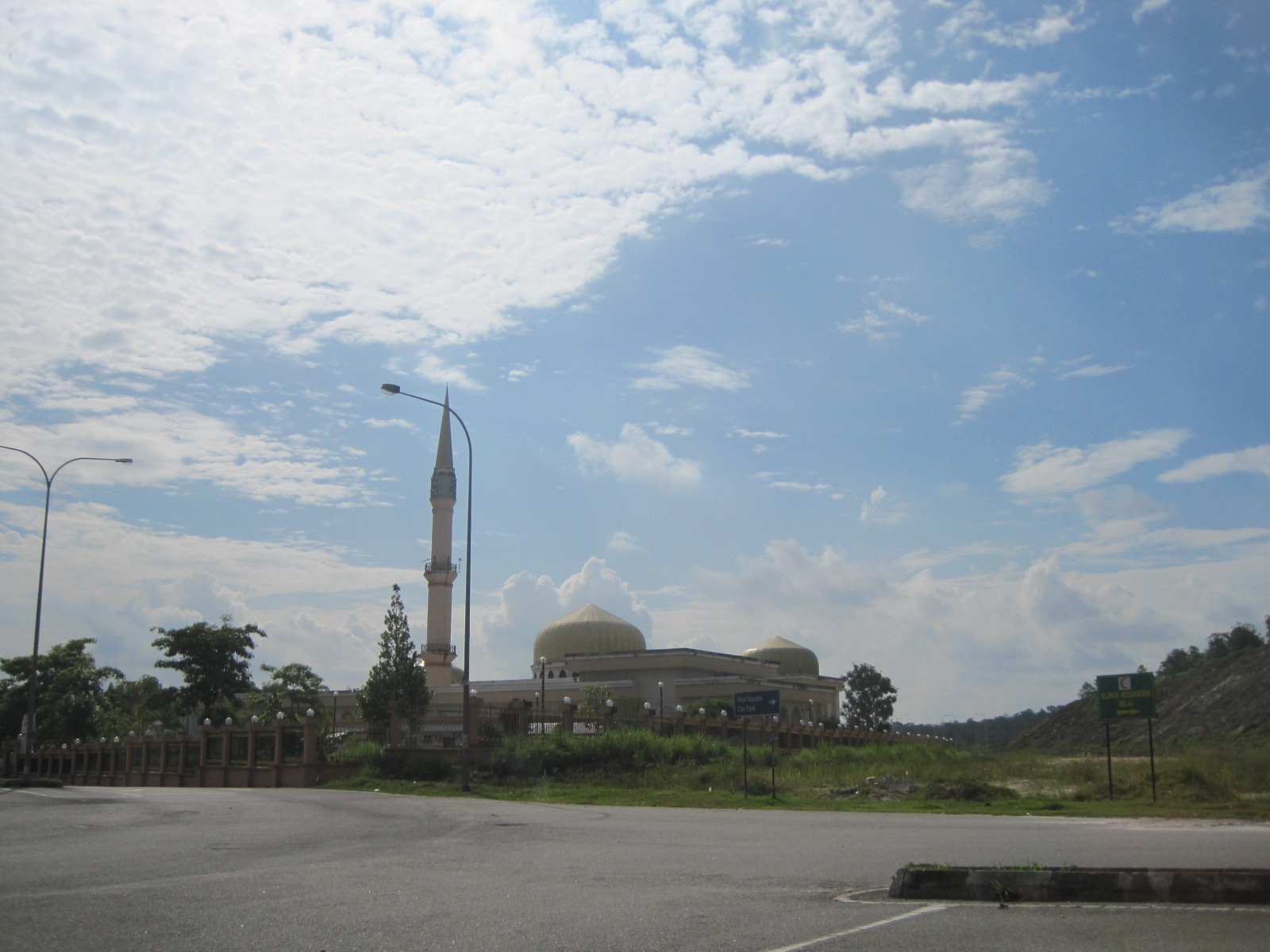Masjid Dato' Klana Petra Putra Nilai