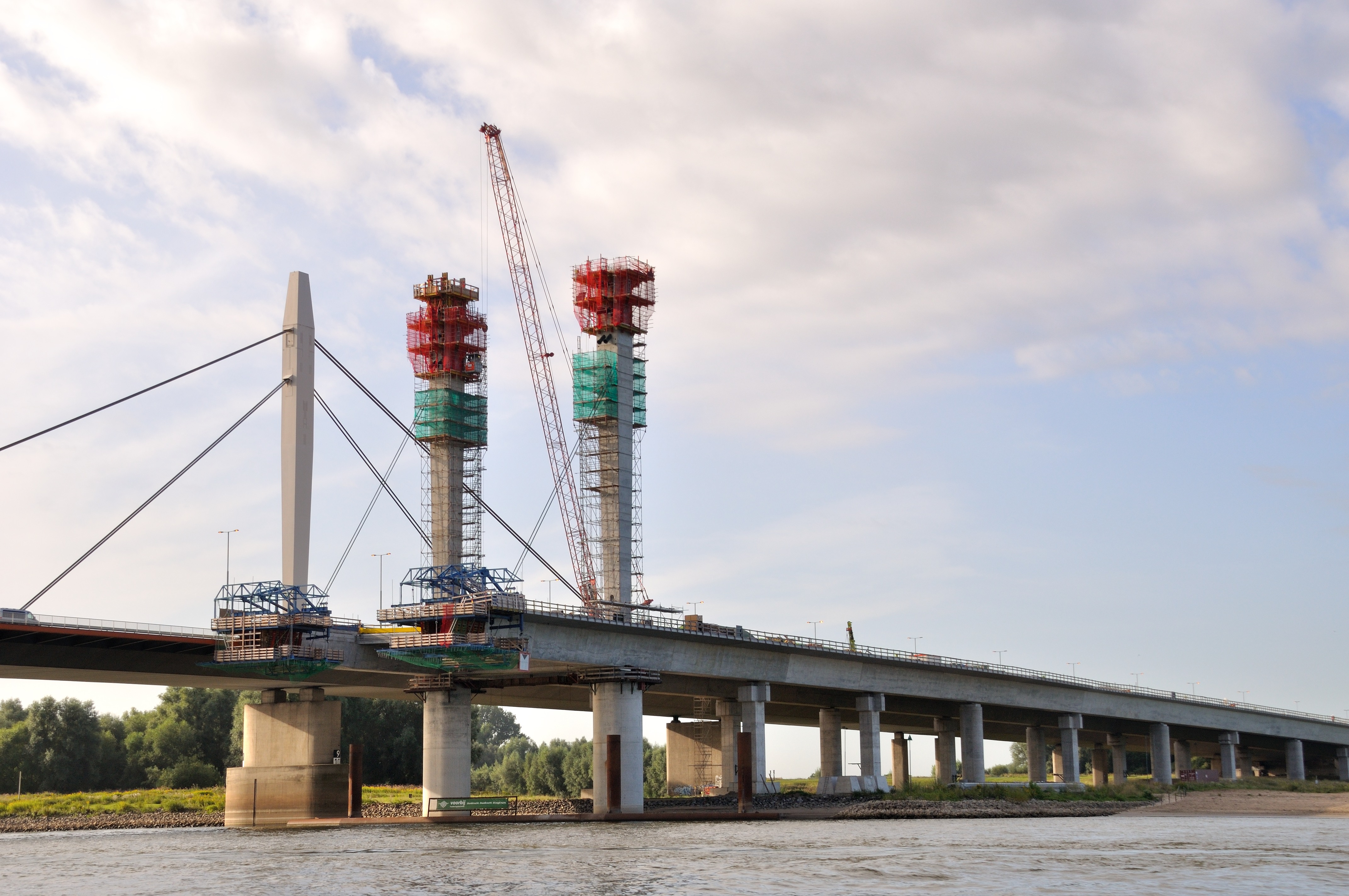 A50 autoroute bridge