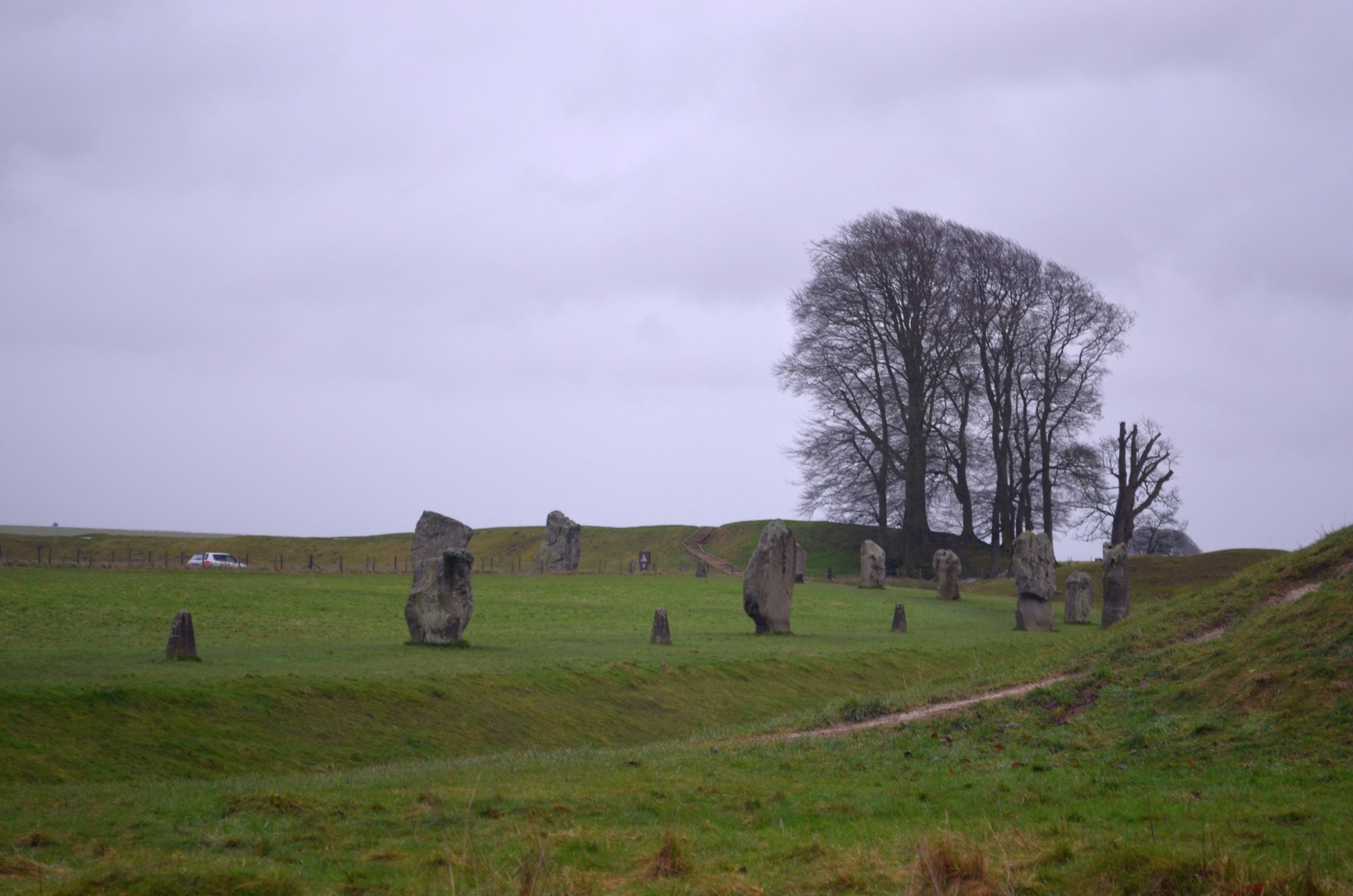 Avebury Circle | henge, megalith, UNESCO World Heritage Site, National ...
