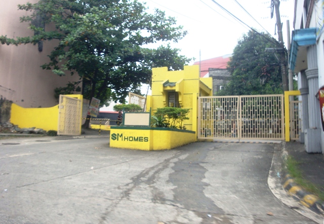 SM Homes Subdivision Entrance Gate - Caloocan City North