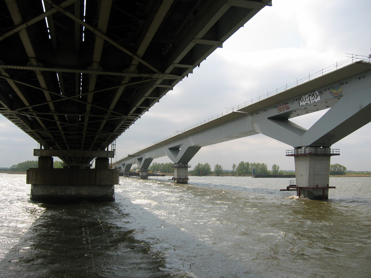Moerdijk railway bridges