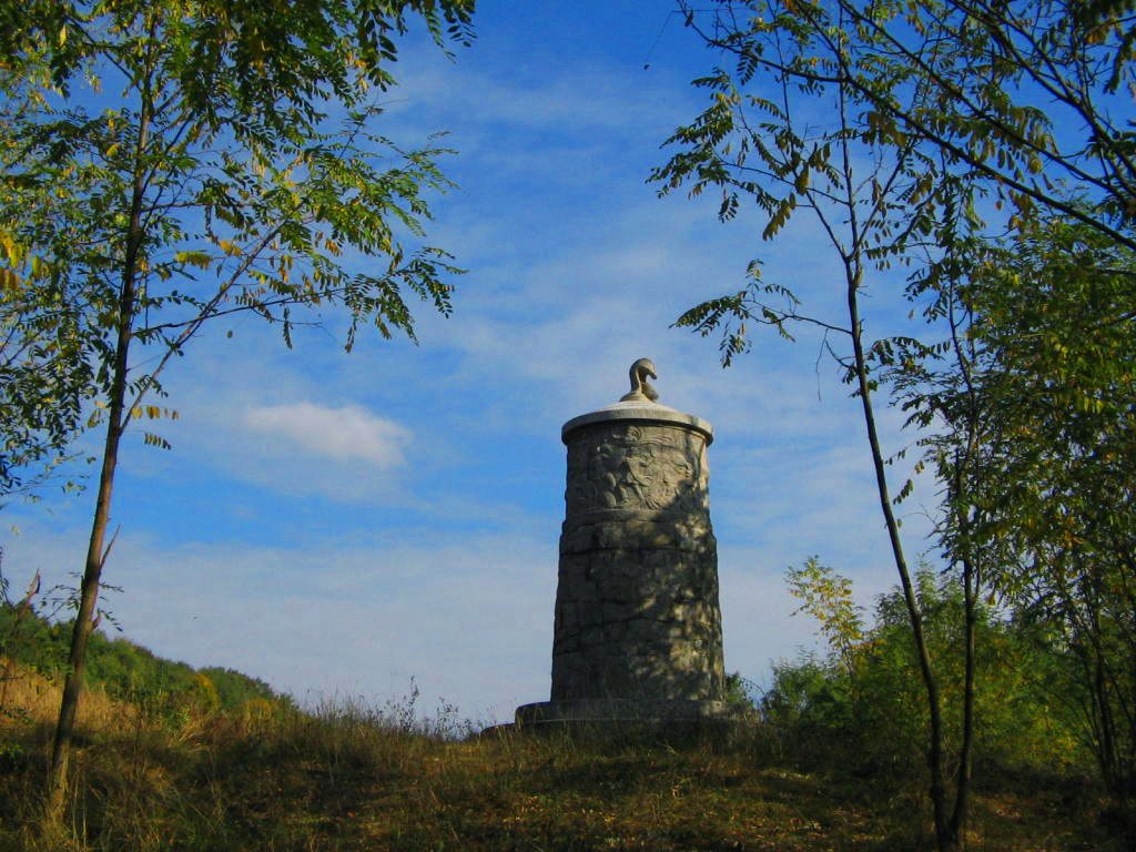 Monumentul Luptelor Daco-Romane de la Tapae - Lugoj