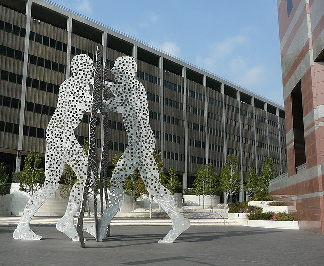 Sculpture : 'Molecule Man' by Jonathan Borofsky - Los Angeles, California