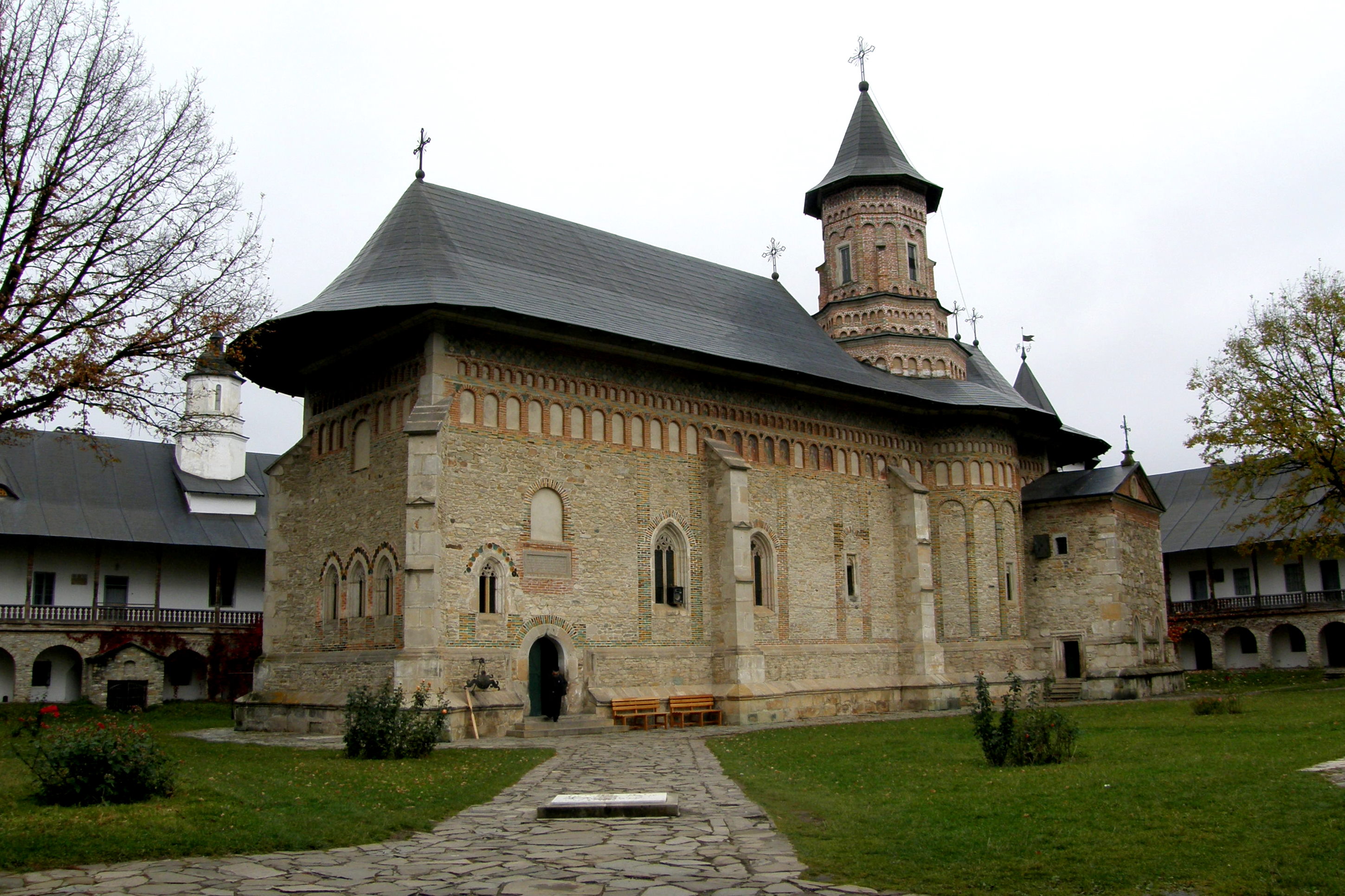 Neamt Monastery - Mănăstirea Neamţ