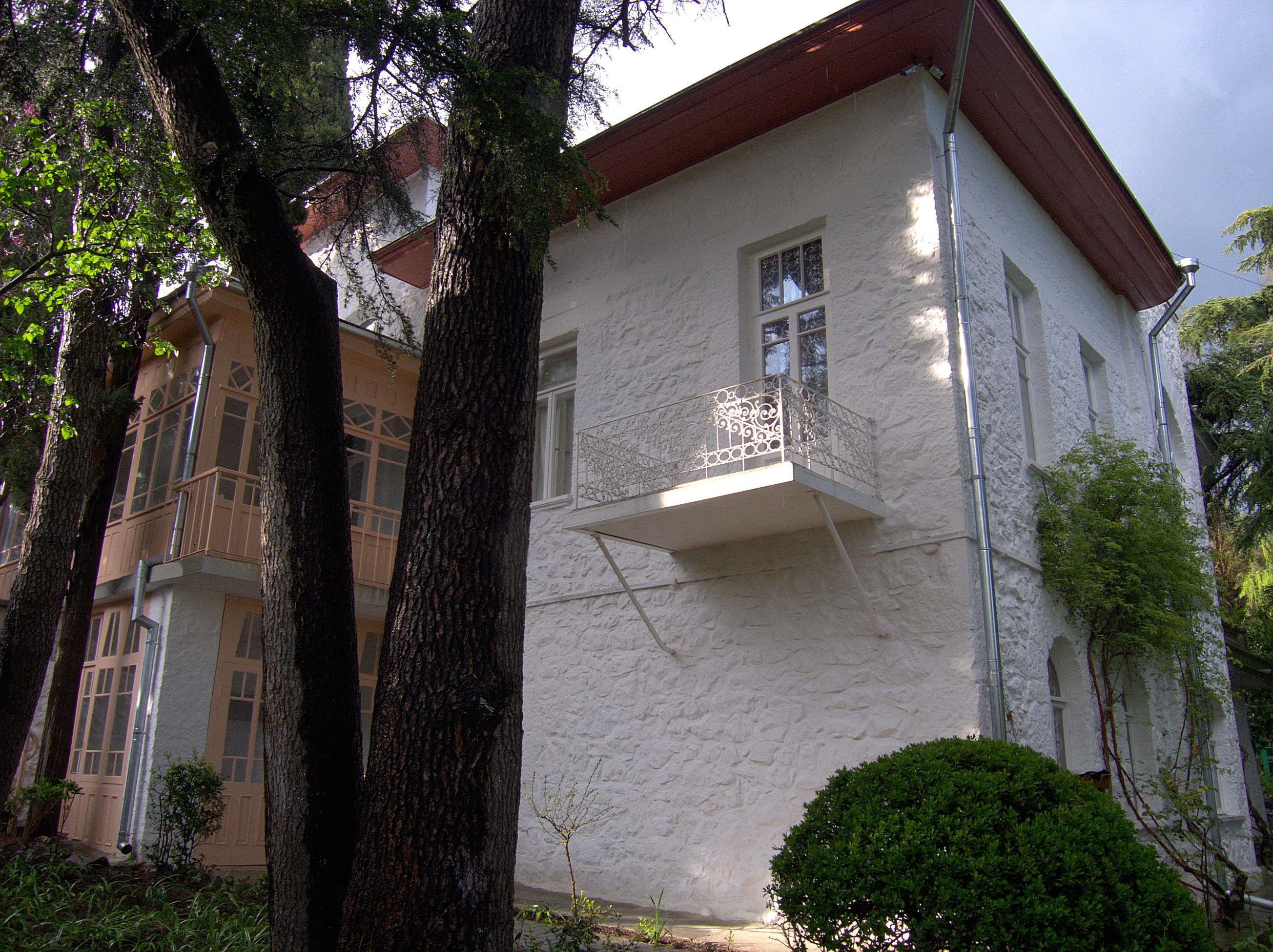 White Dacha — A. Chekhov museum - Yalta