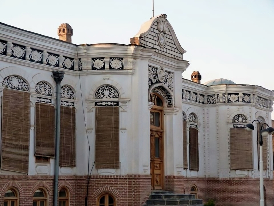 KHOY CITY HALL-KHOY CITY - Khoy