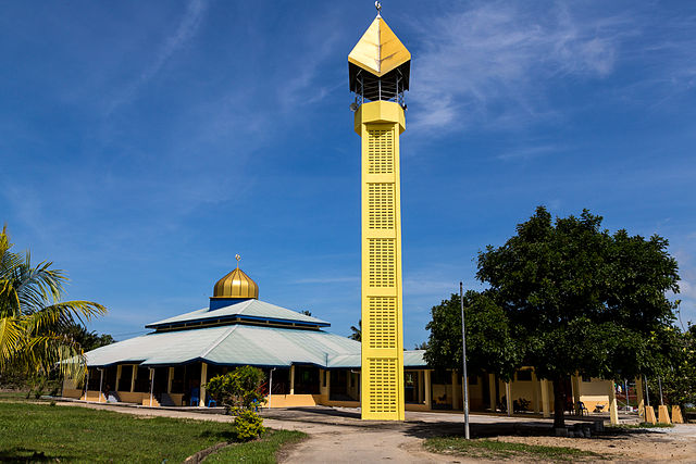 Masjid Tandek