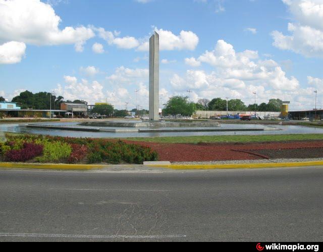 Redoma Industrial (El Obelisco) - Barinas