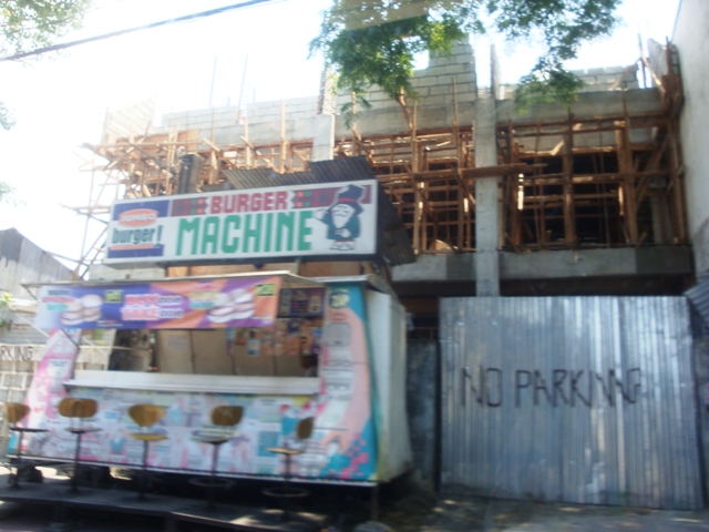 Burger Machine - Quezon City