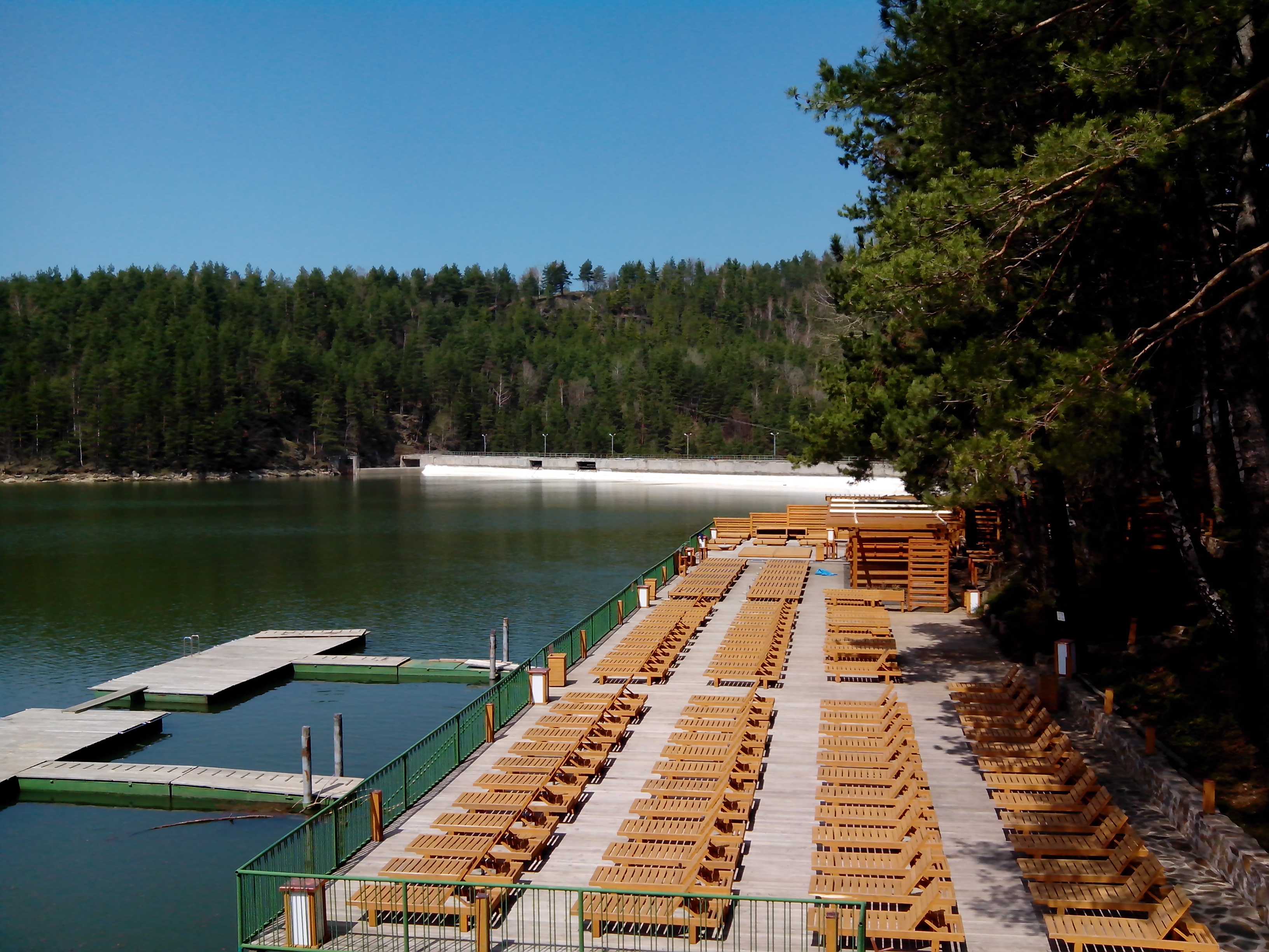 Valiug Lake