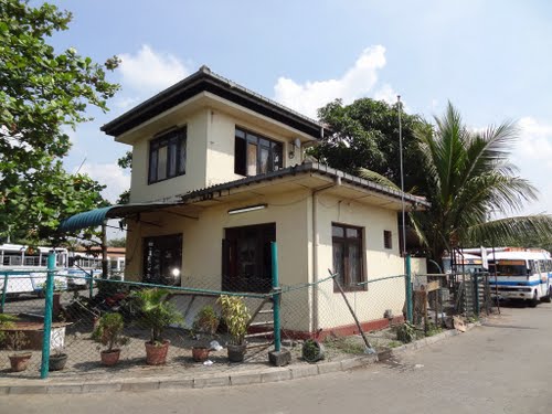 Private Bus Station - Colombo
