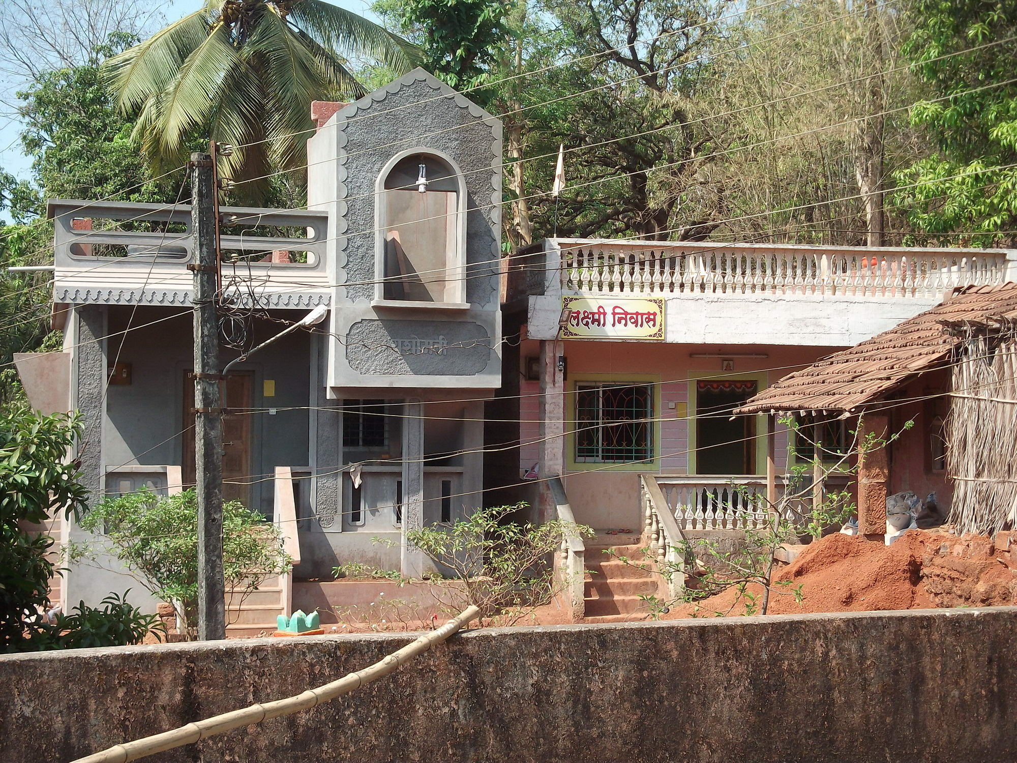 Laxmi Niwas - Taramumbari