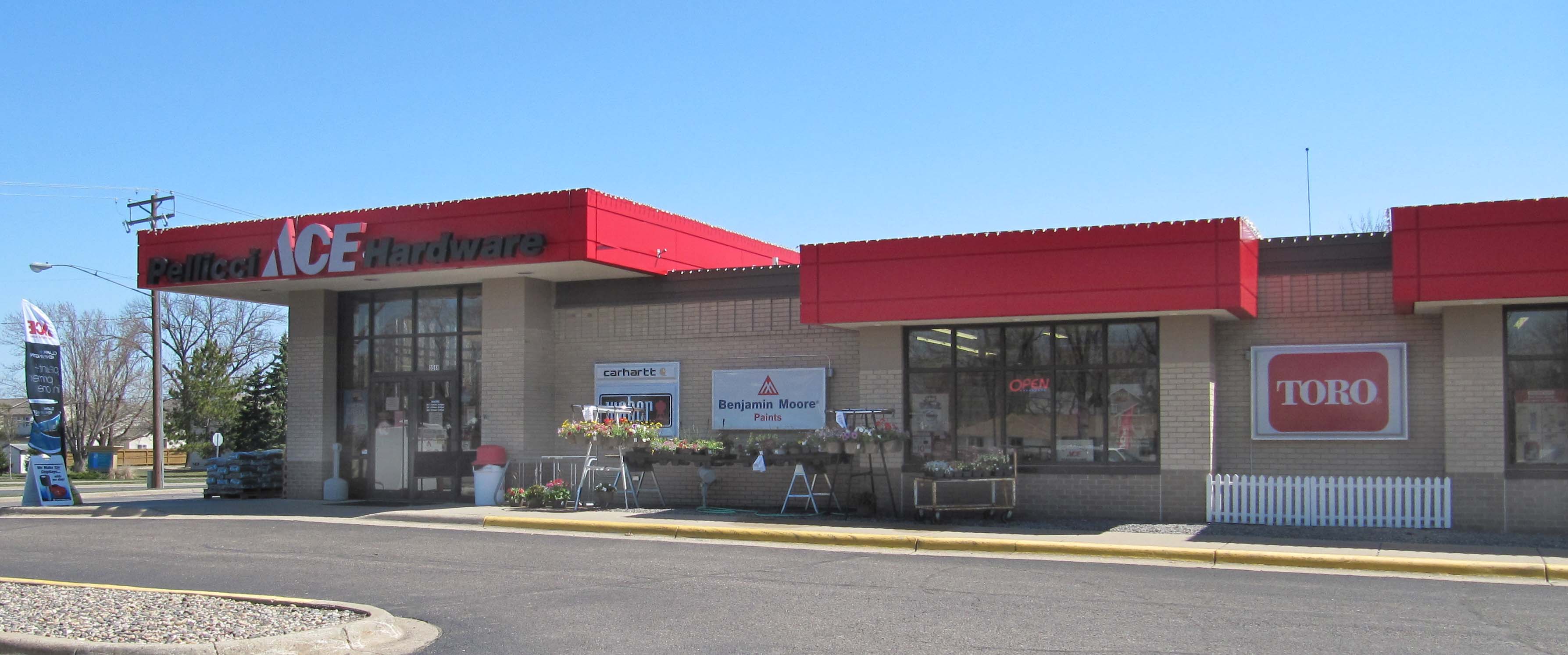 Pellicci - Ace Hardware & Rental - Farmington, Minnesota