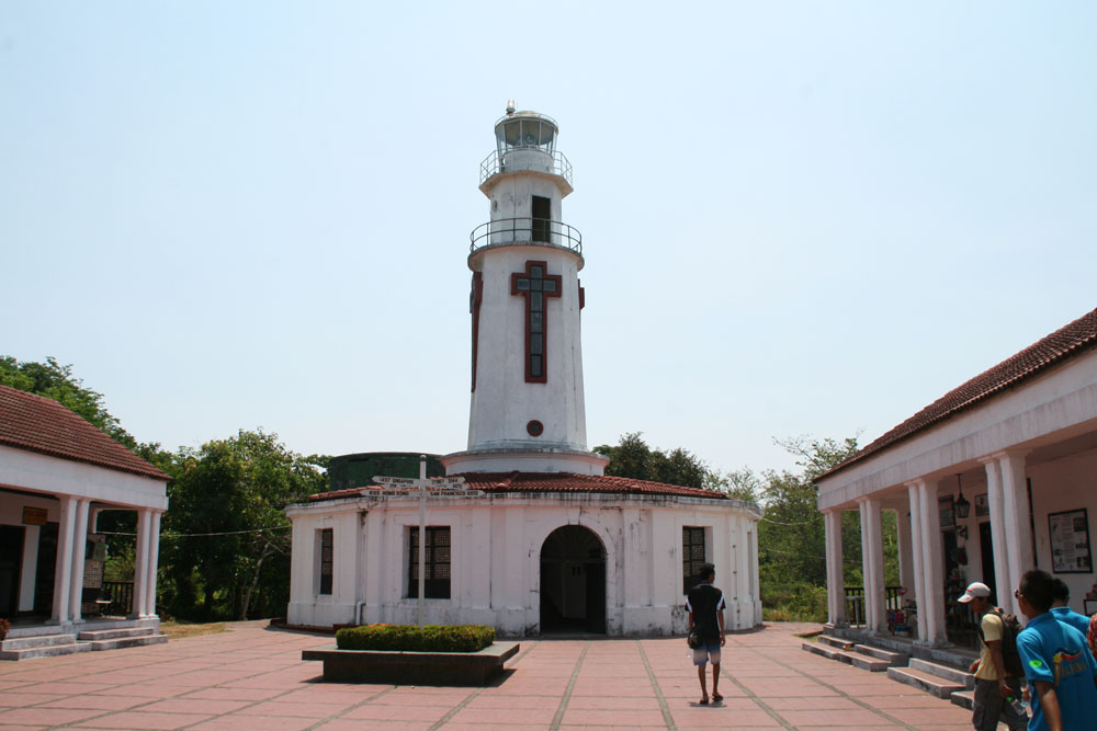 Corregidor Island Lighthouse | interesting place