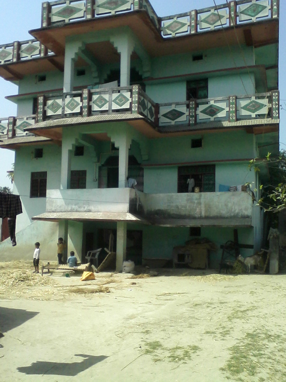 Dumariya, PO: Sankhe Khas, Dist.: Gopalganj, Bihar, India