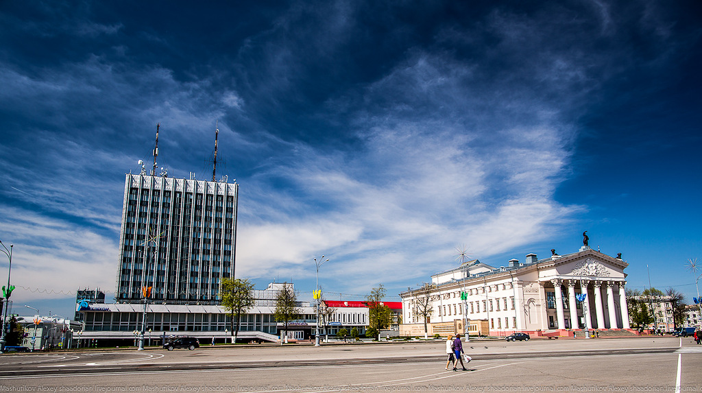 Lenin square - Homieĺ