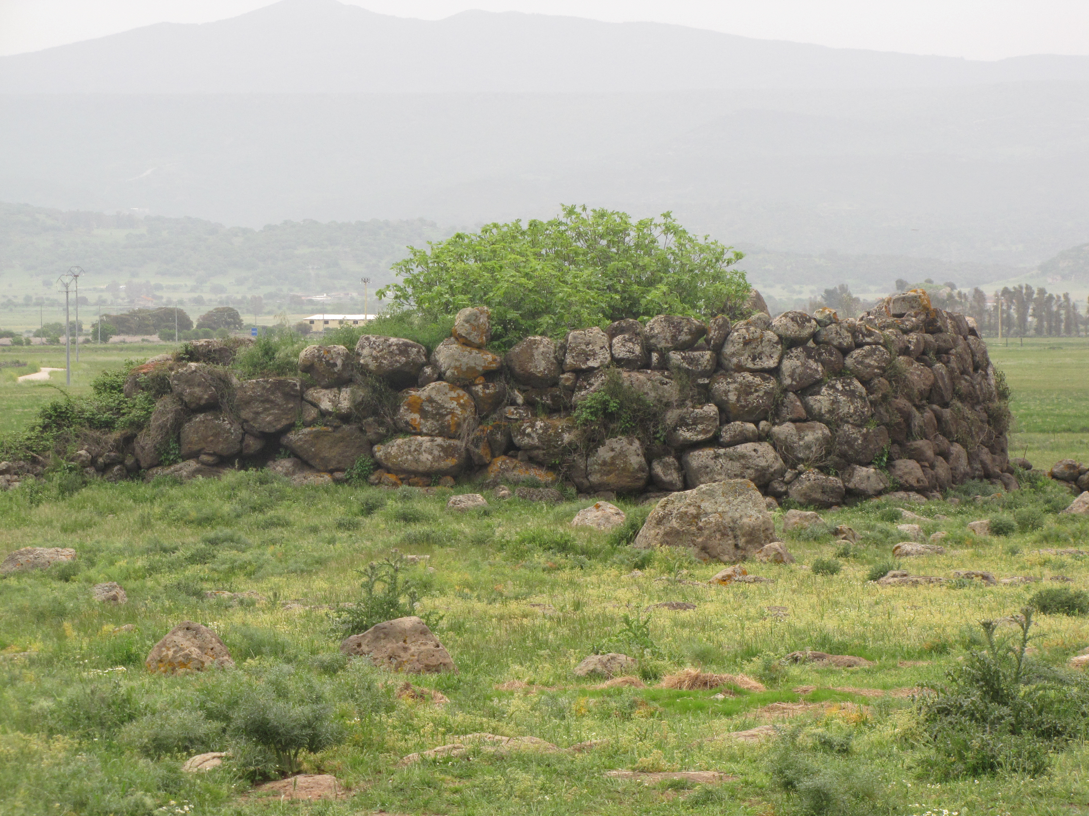 Nuraghe Figu