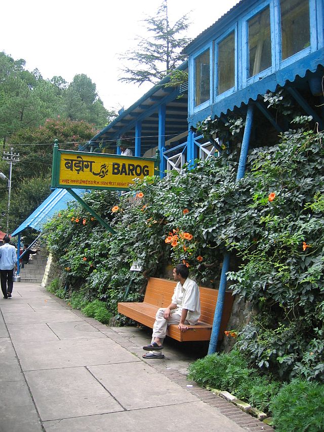 Barog Railway Station