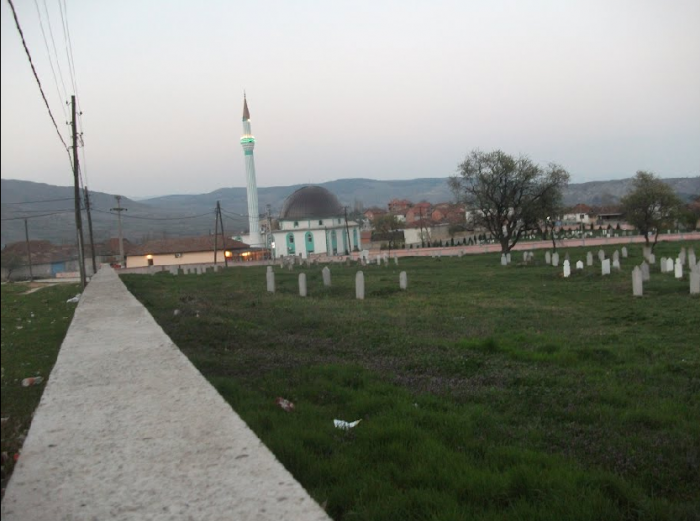 Islamic Cemetery - Rashche | green area, Muslim cemetery