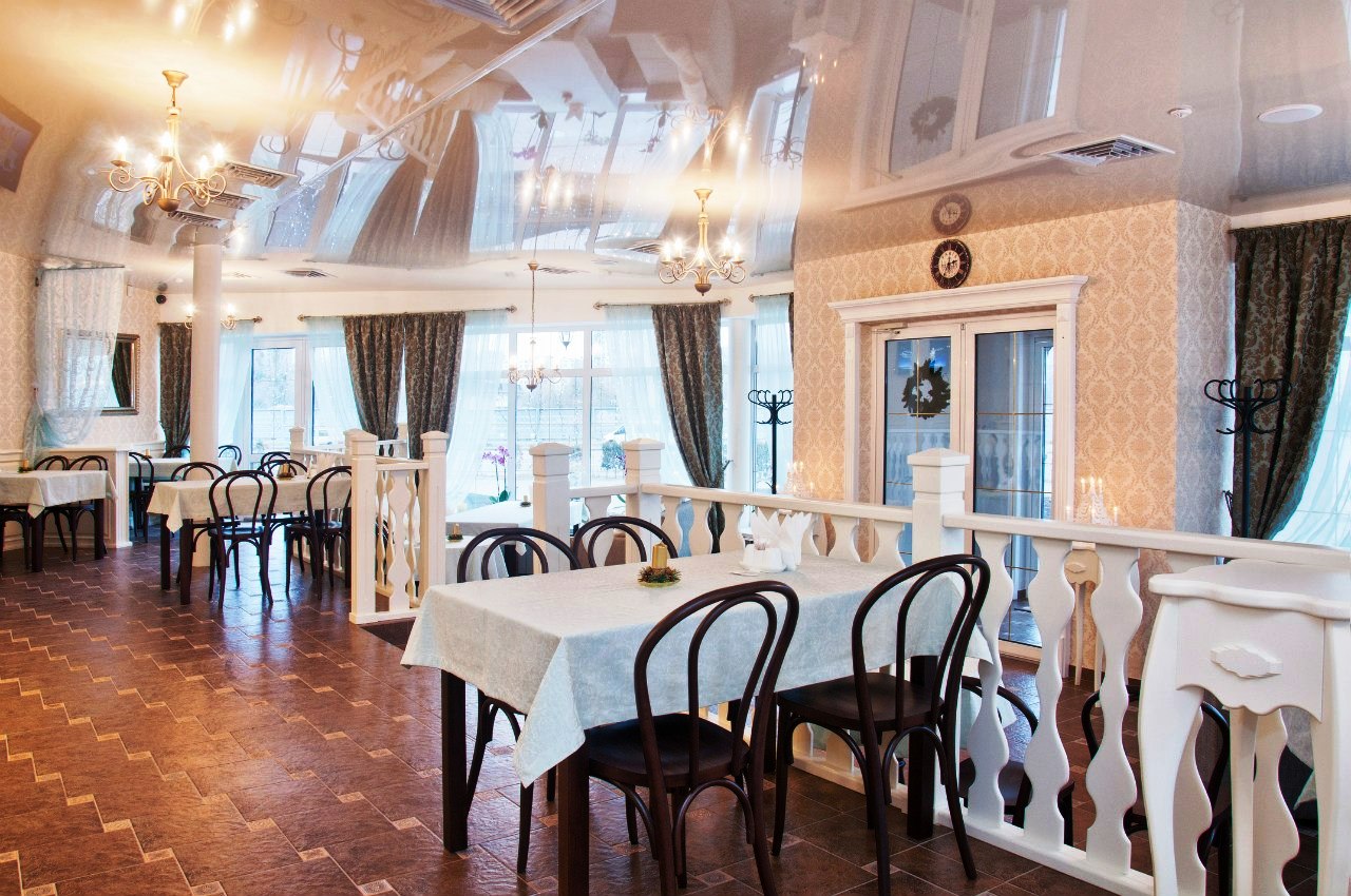 Happiness Restaurant - Kyiv