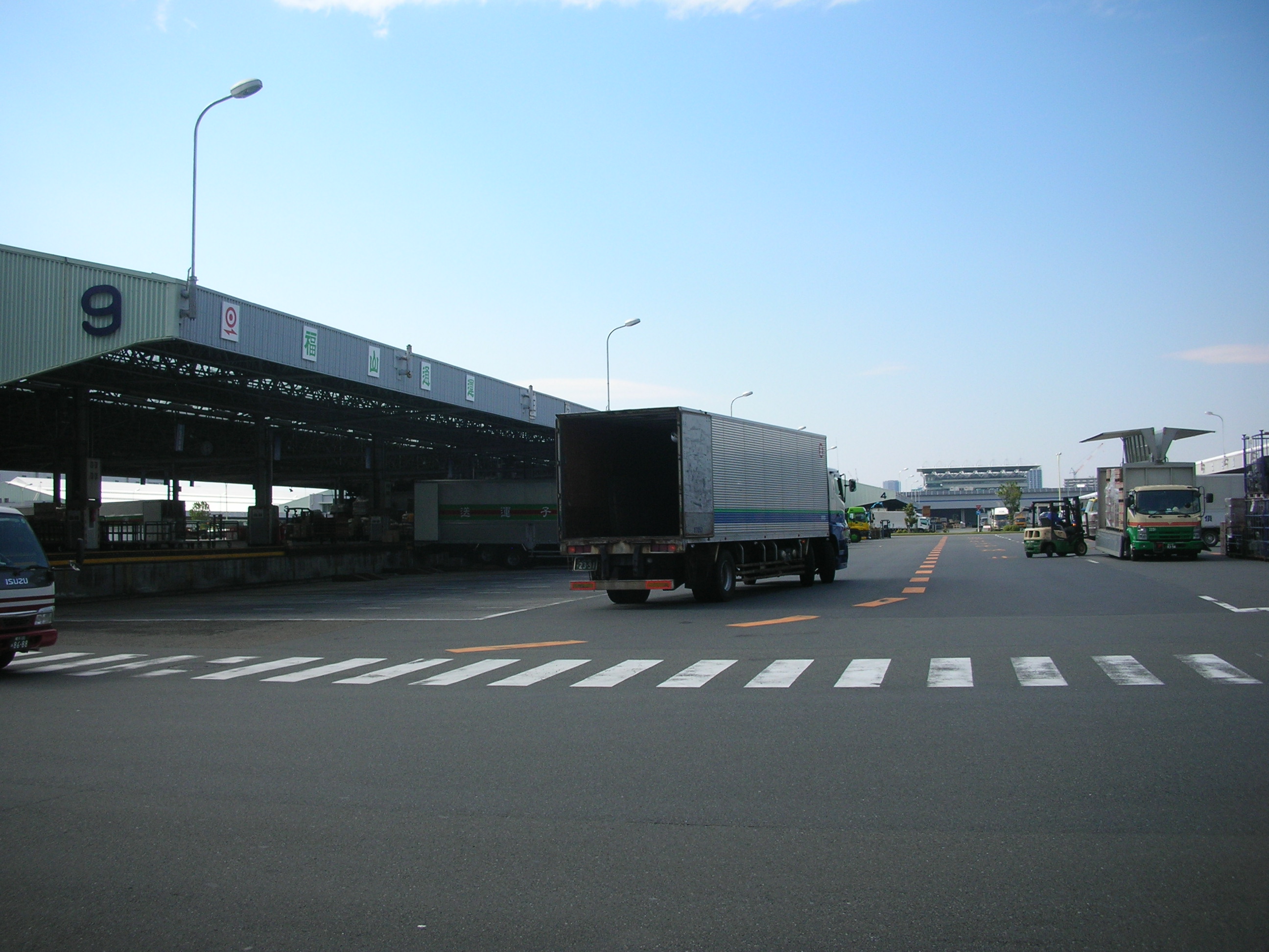 Keihin Truck Terminal - Tokyo | distribution centre