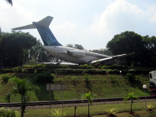 Garuda Indonesia DC-9 - DKI Jakarta