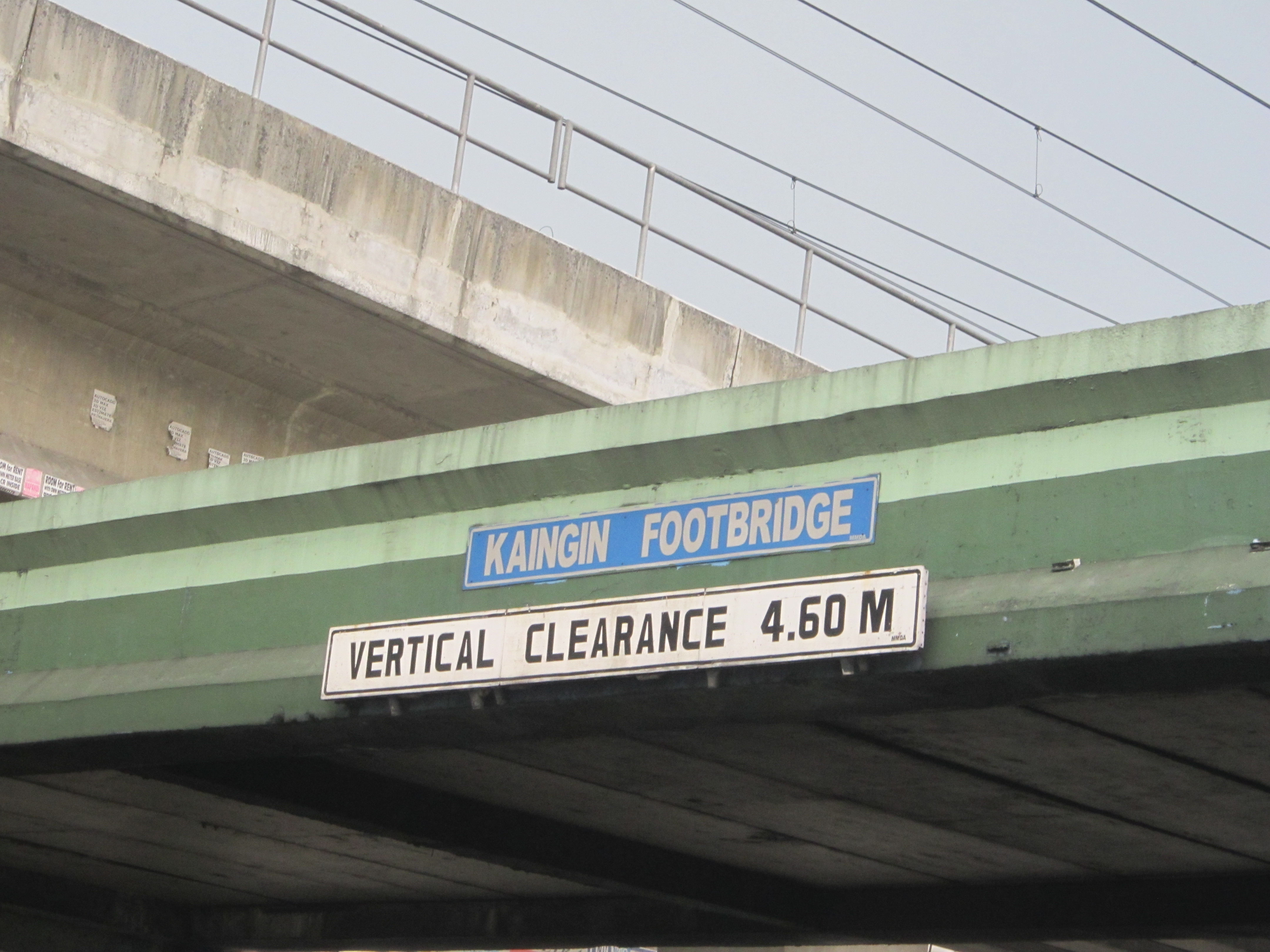 Kaingin Footbridge - Quezon City