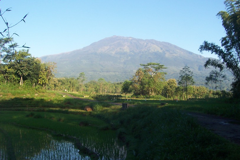 Mount Lawu (3267m)