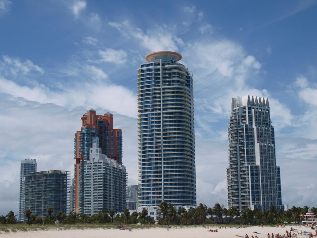 The Continuum on South Beach - Miami Beach, Florida