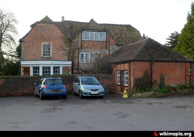 Courtfield House/ Roundstone Prep School - Trowbridge