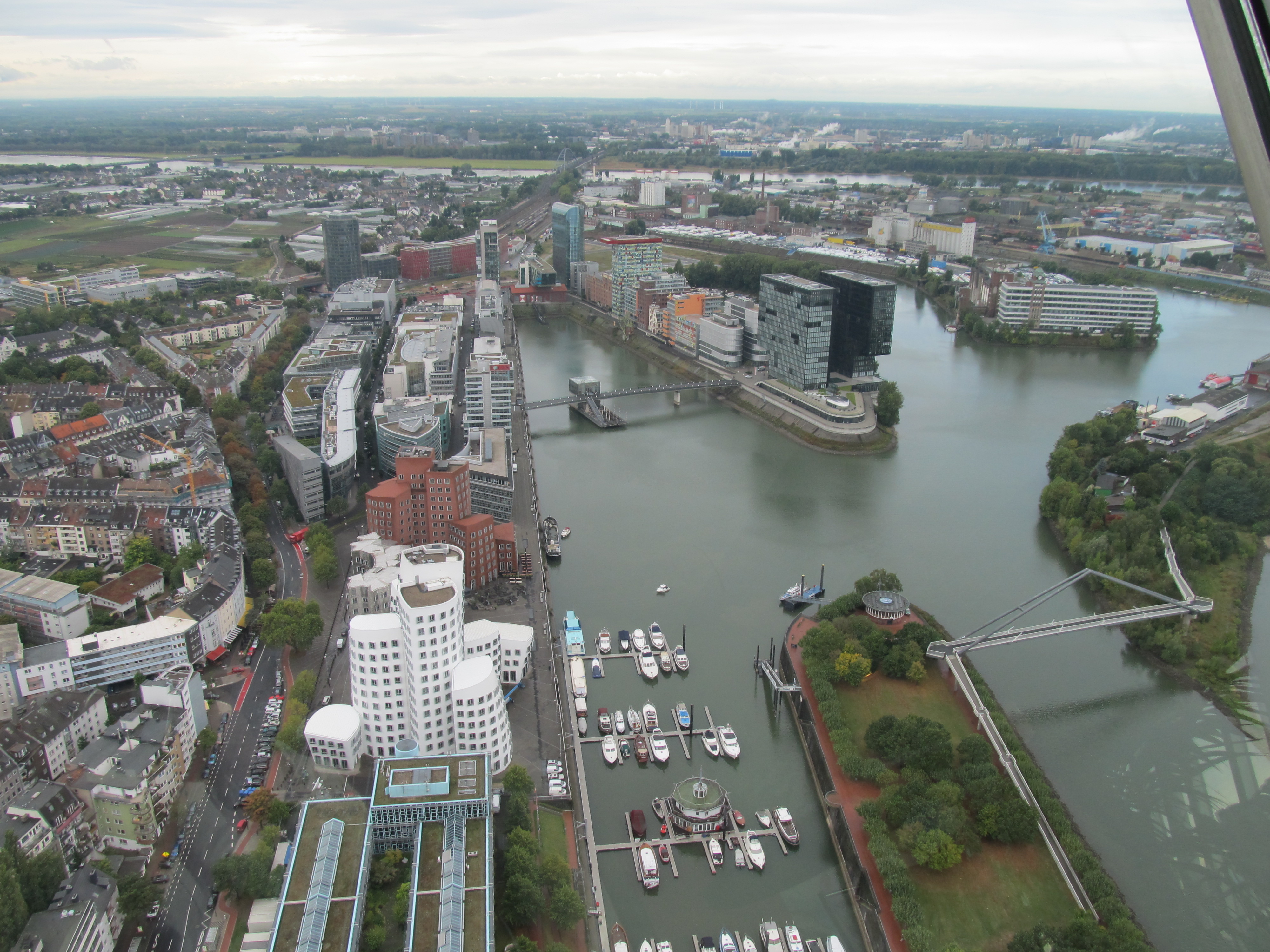 Düsseldorf (Polski)