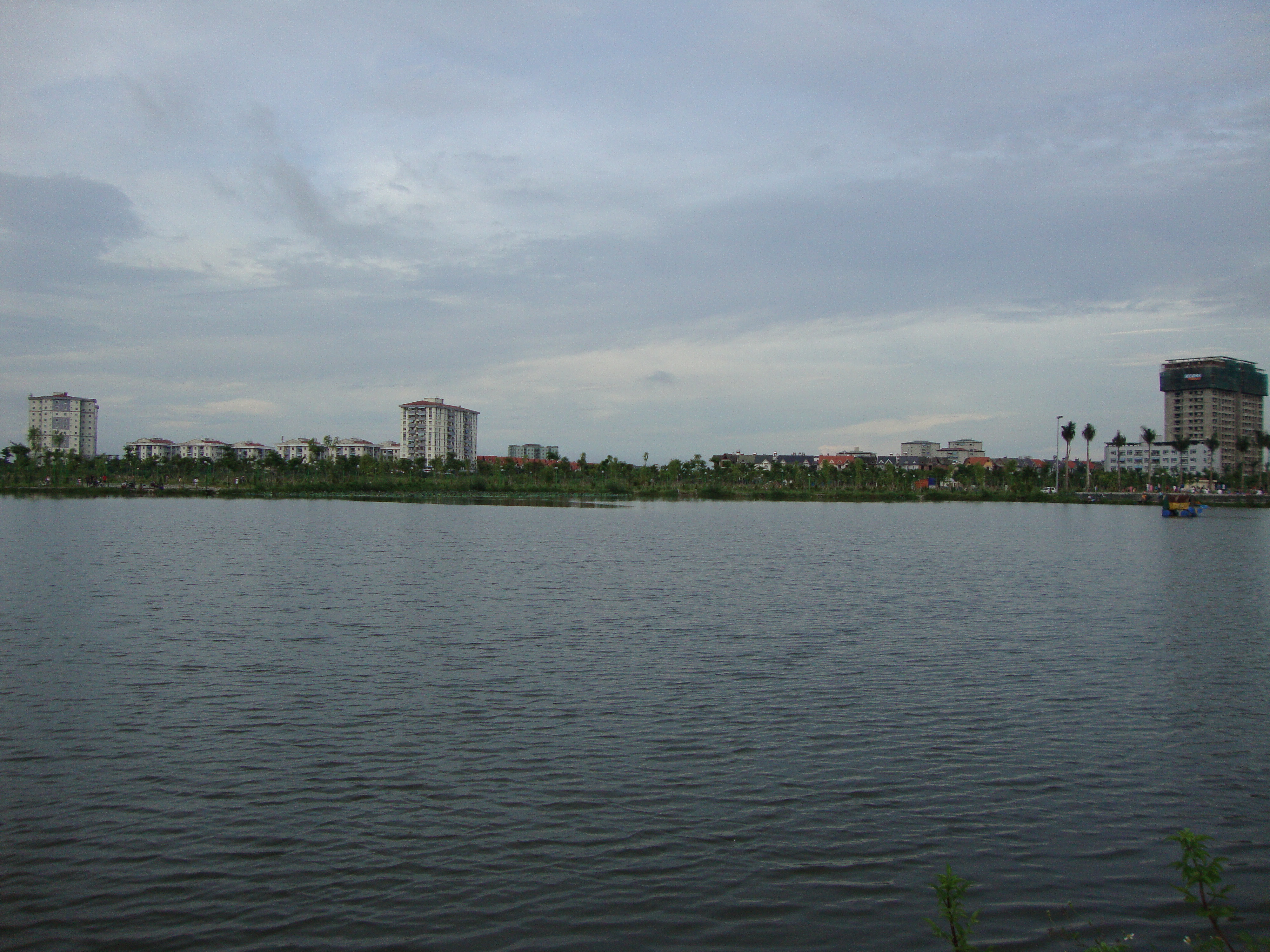 Center Lake