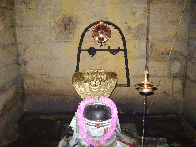 Mottai kopuram sivan kovil - Kayatharu