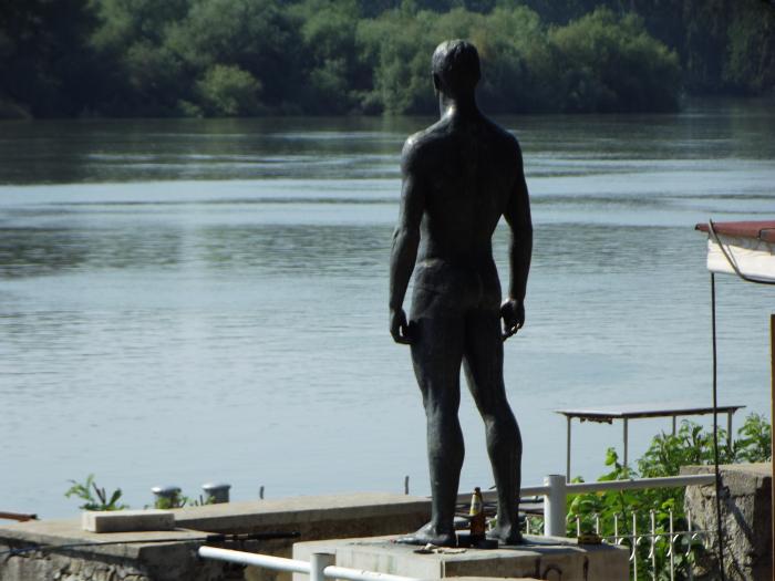 Statue of the Swimmer - Vidin