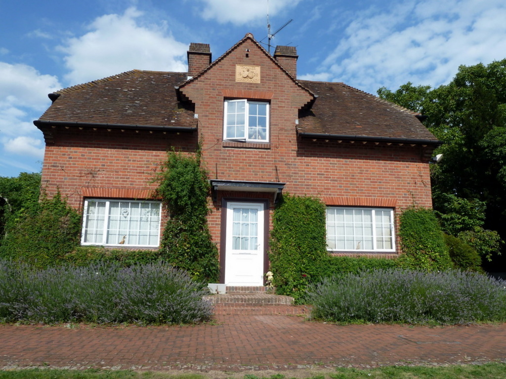 Hambleden Lock Keeper's Cottage