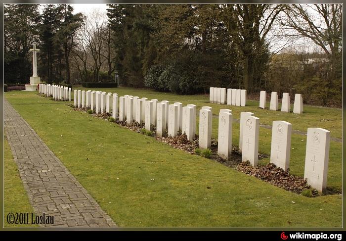 Tilburg ww2 Cementary - Tilburg (municipality)