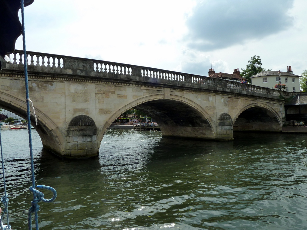 Henley Bridge