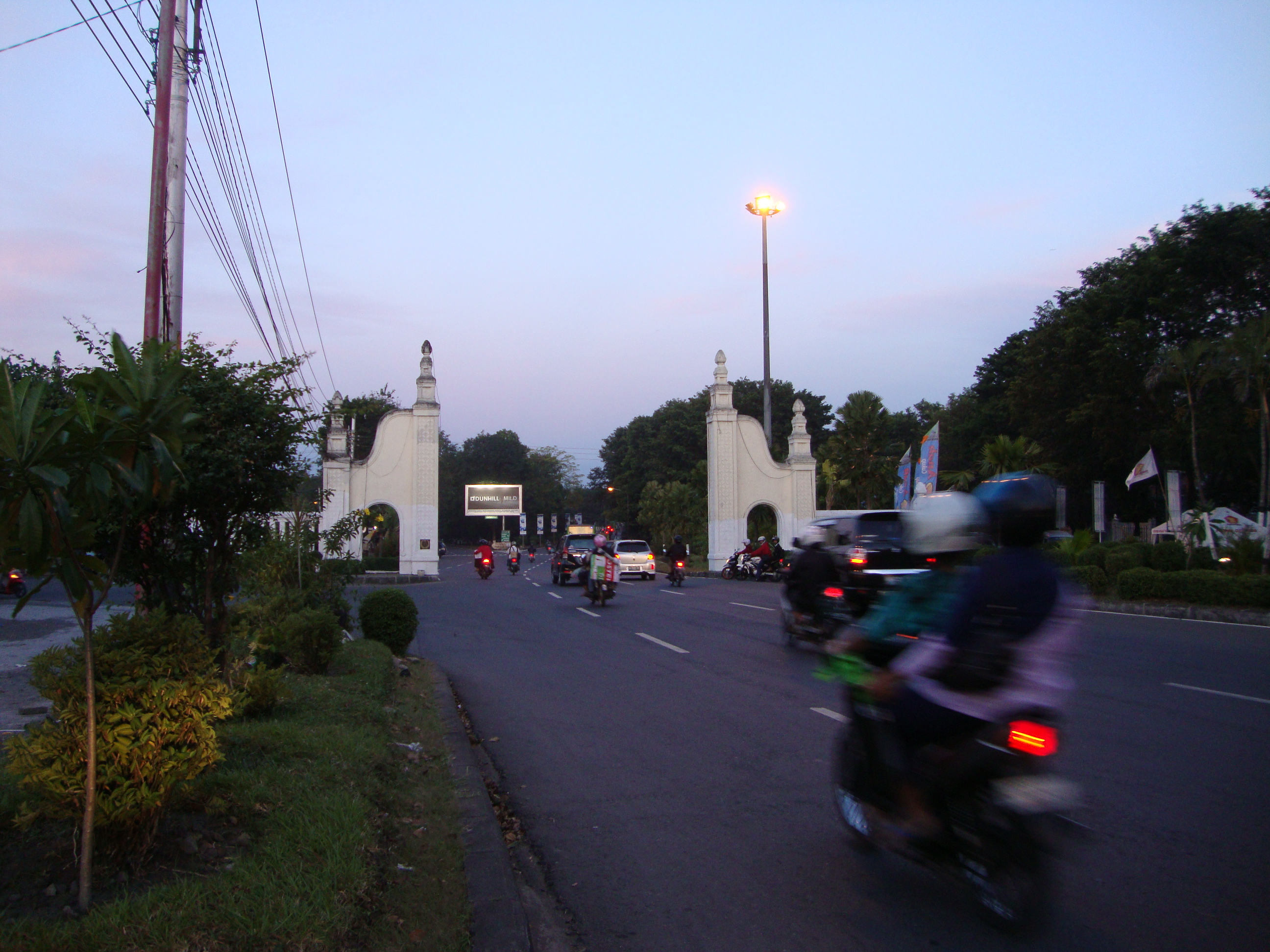 Gapura Jurug - Surakarta (Solo)