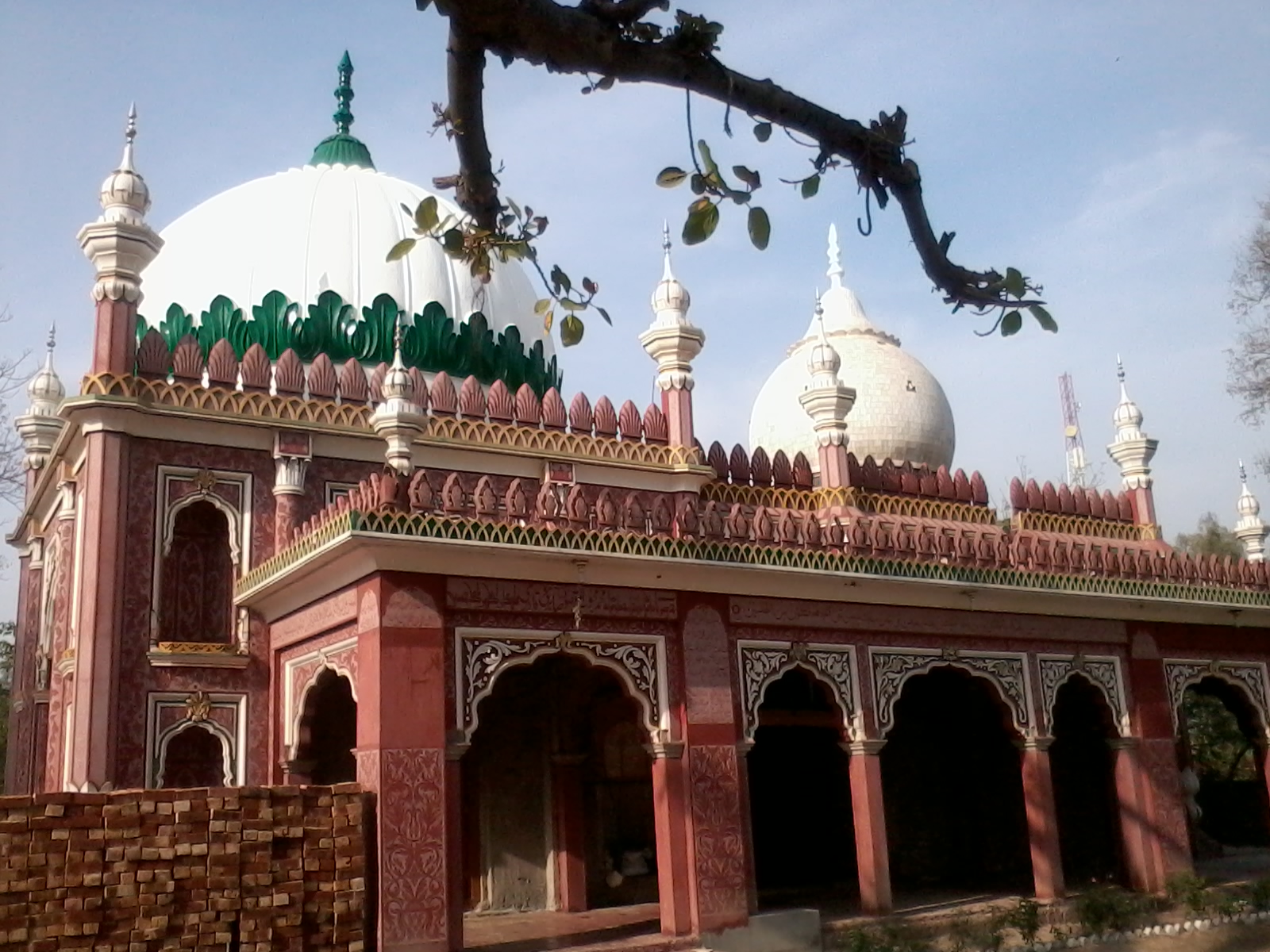 Shrine of Hazrat Mahboob Alam Pak Sabri (R.A) and family - Chhapanwali
