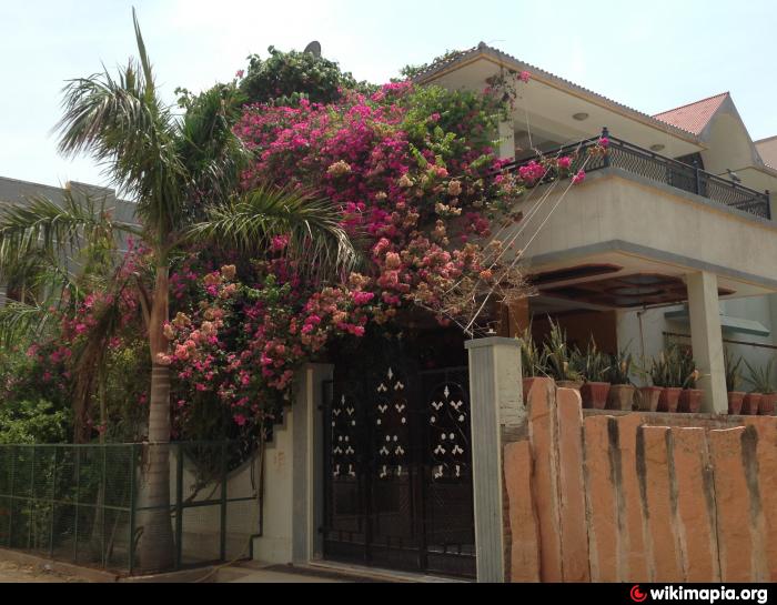 Folla mutha nivas - Sayla