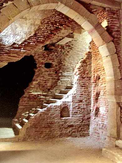 Bhamariyo Kuvo (Well) - Mehmedabad