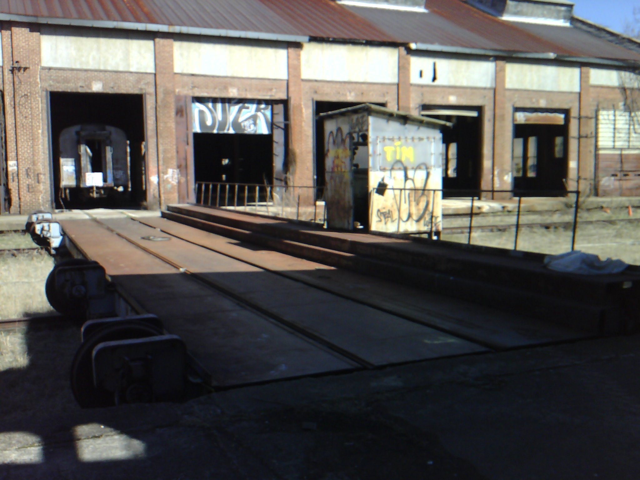 Pullman transfer table