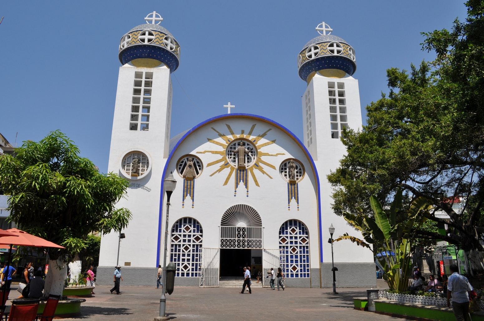 Catedral de Nuestra Señora de la Soledad - Acapulco (English)