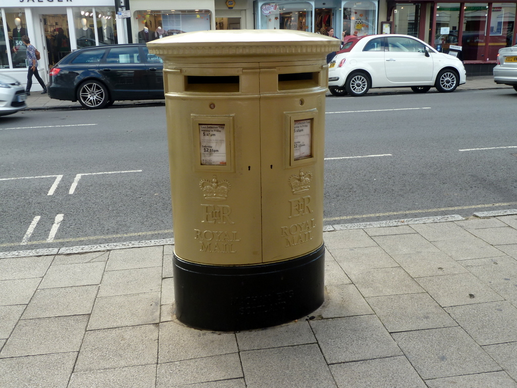 Golden Post Box - Marlow