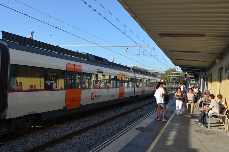Estació RENFE Calella (R1/RG1 Rodalies) - Calella (de Mar)