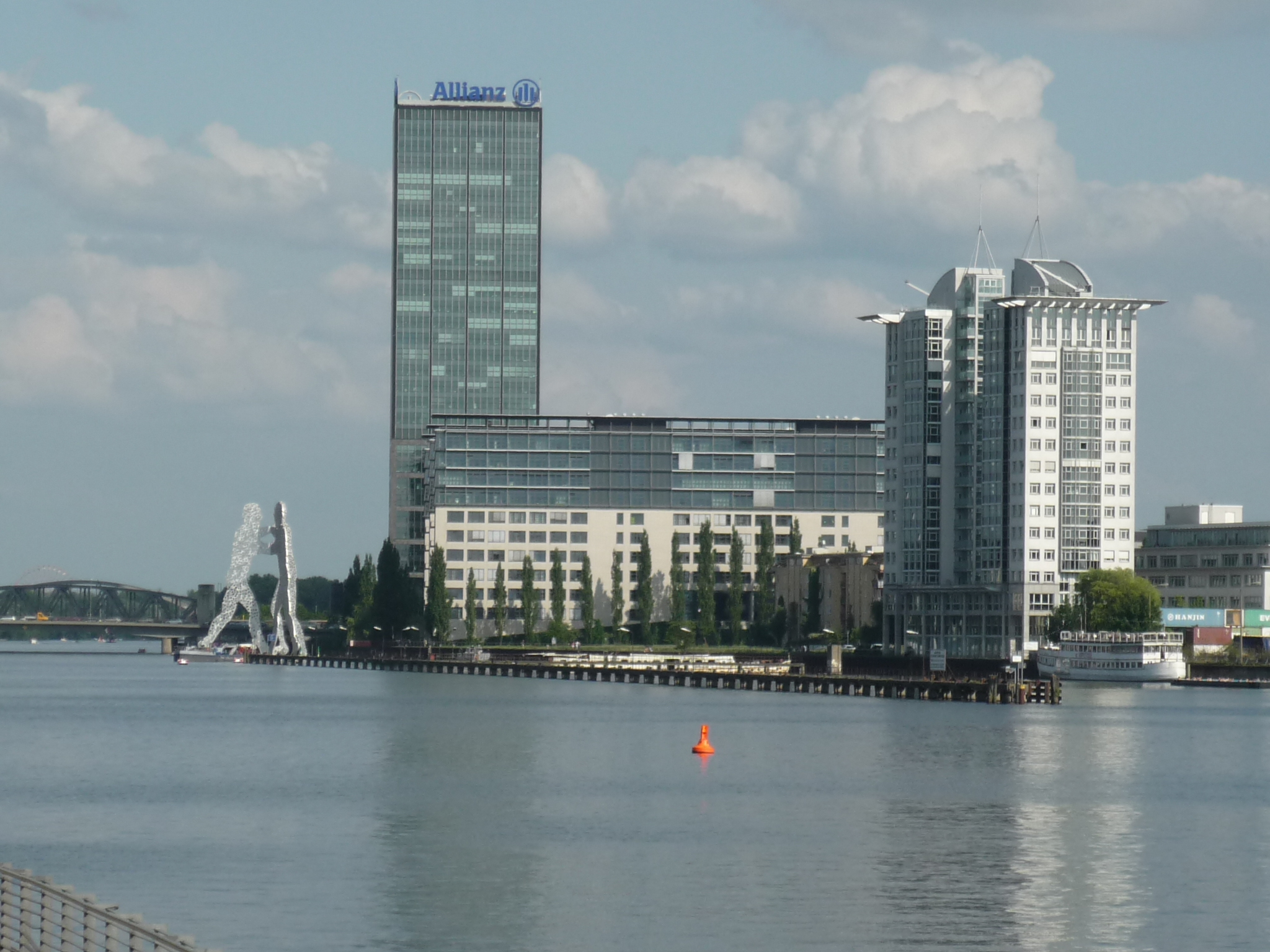 Büroriegel Treptowers - Berlin