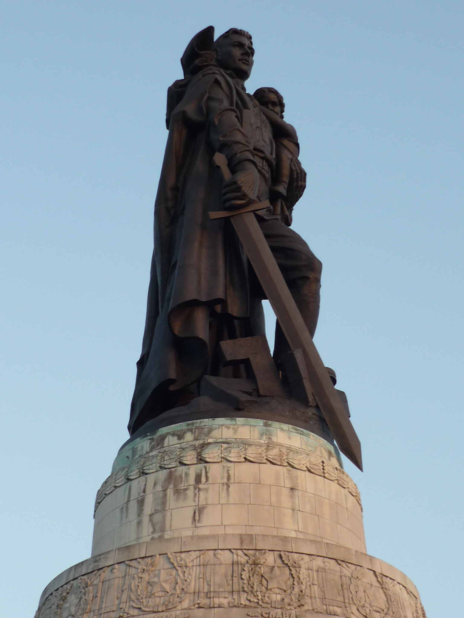 Monument to the Soviet Warrior-Liberator in Treptower Park - Berlin