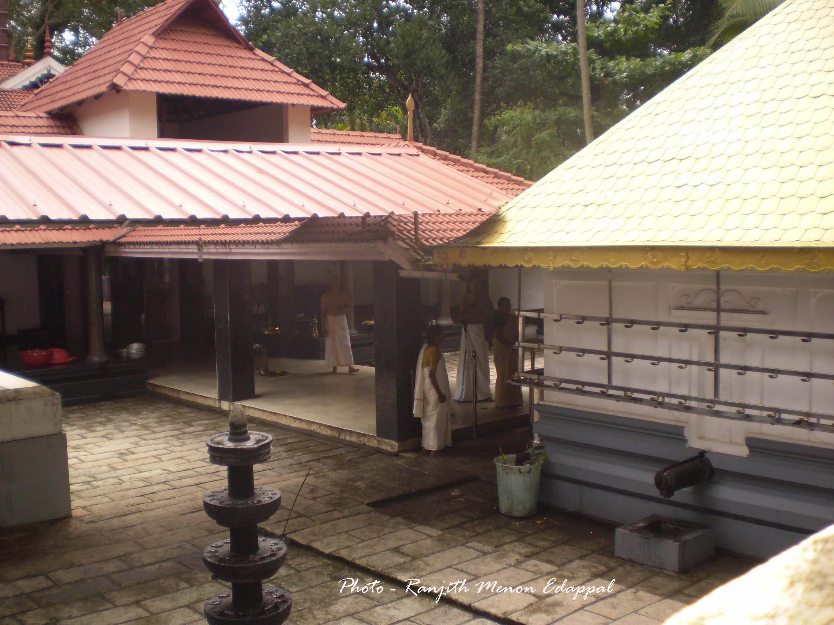 Sukapuram Kulangara Bhagavathy Temple - Edappal