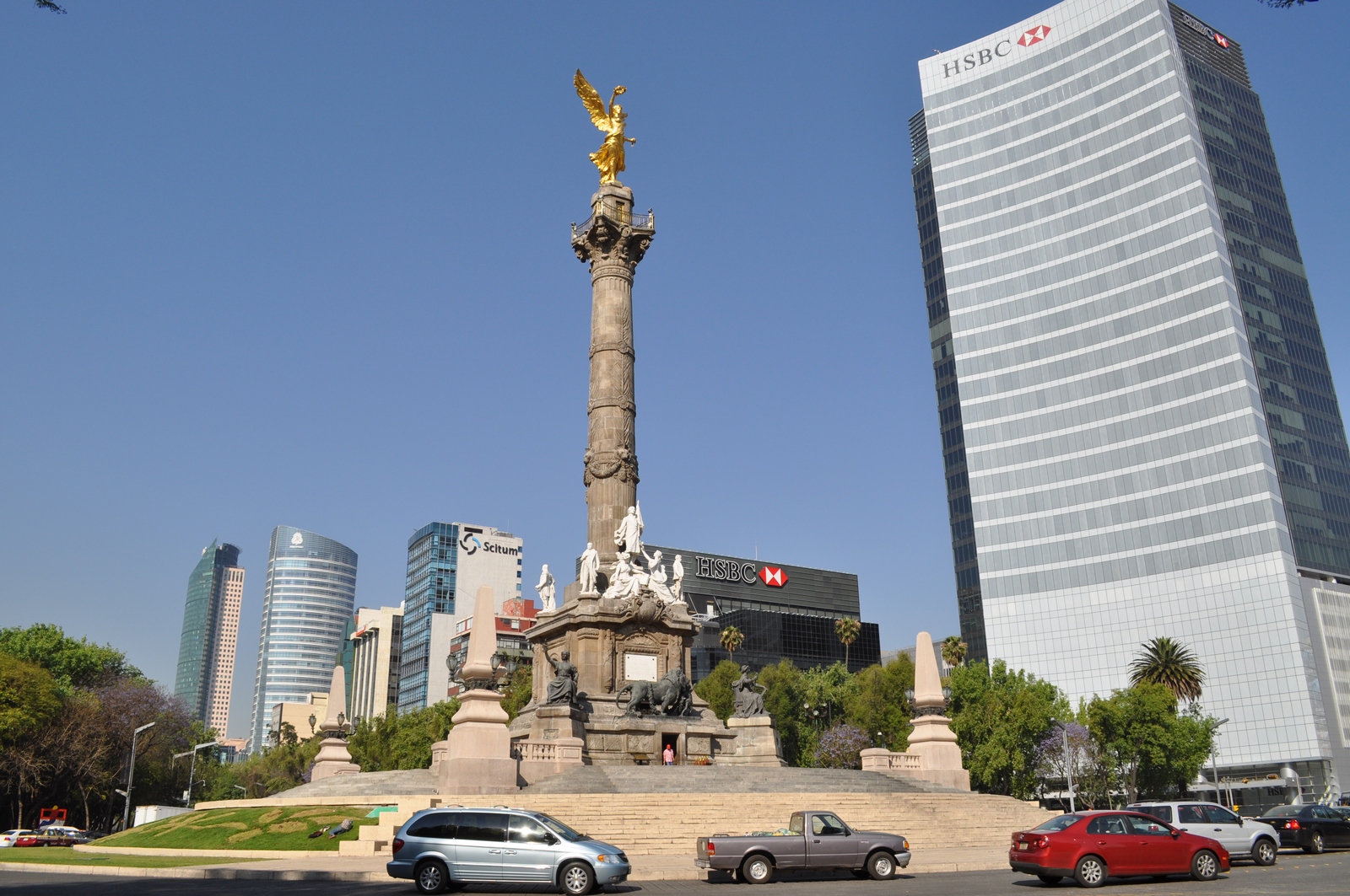 Victoria Alada Paseo de la Reforma