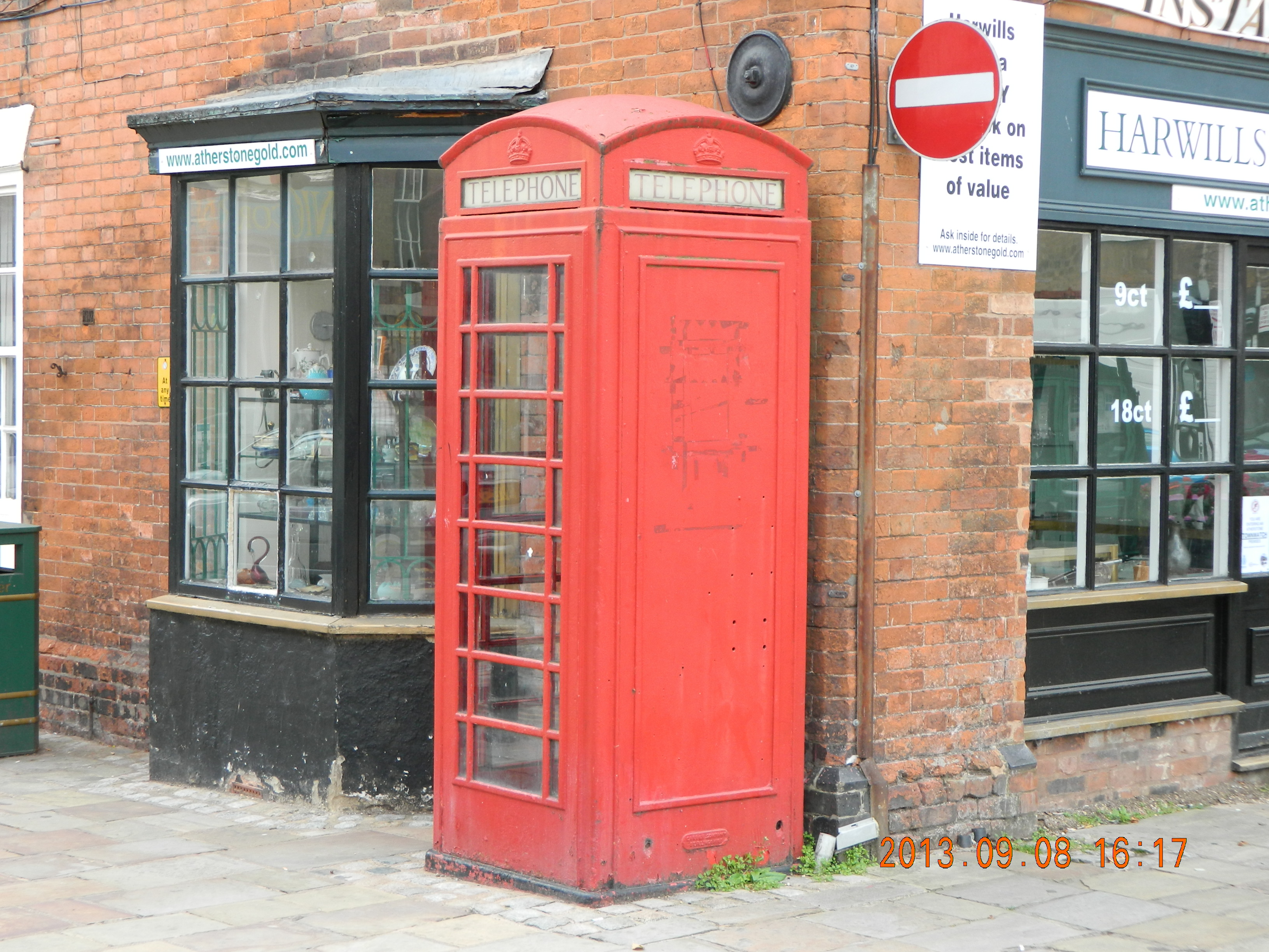 Public Telephone, Market Place - Atherstone